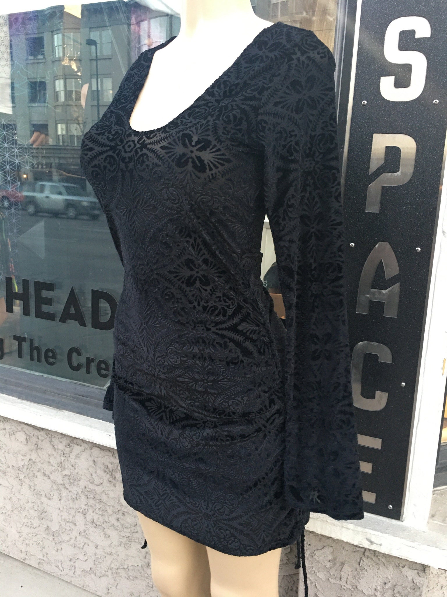 Cinch Dresses — The Headspace